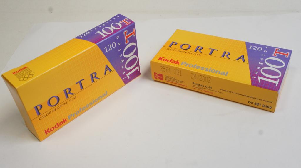 Kodak Portra 100T 120-as filmek 5 db-os dobozokban 2 doboz - Soós Fotó